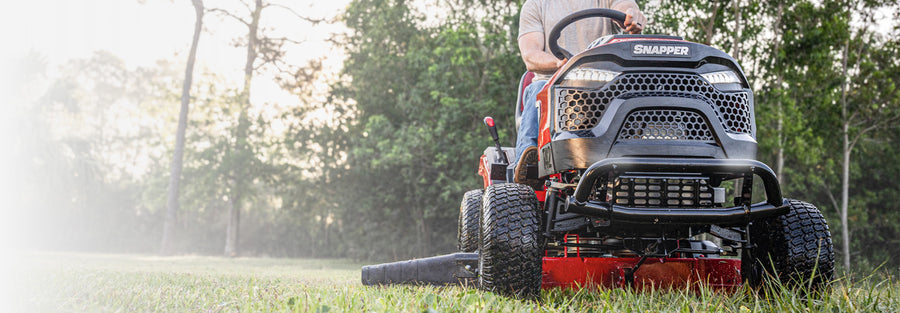 Lawn Tractors – Snapper